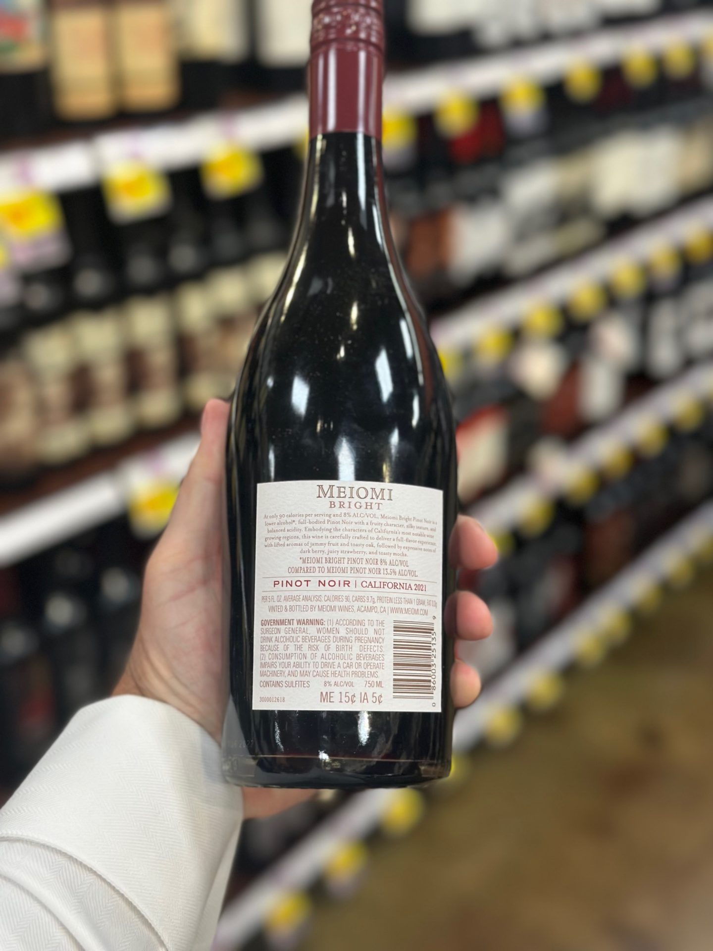 Meiomi Bright Pinot Noir - Wine Review