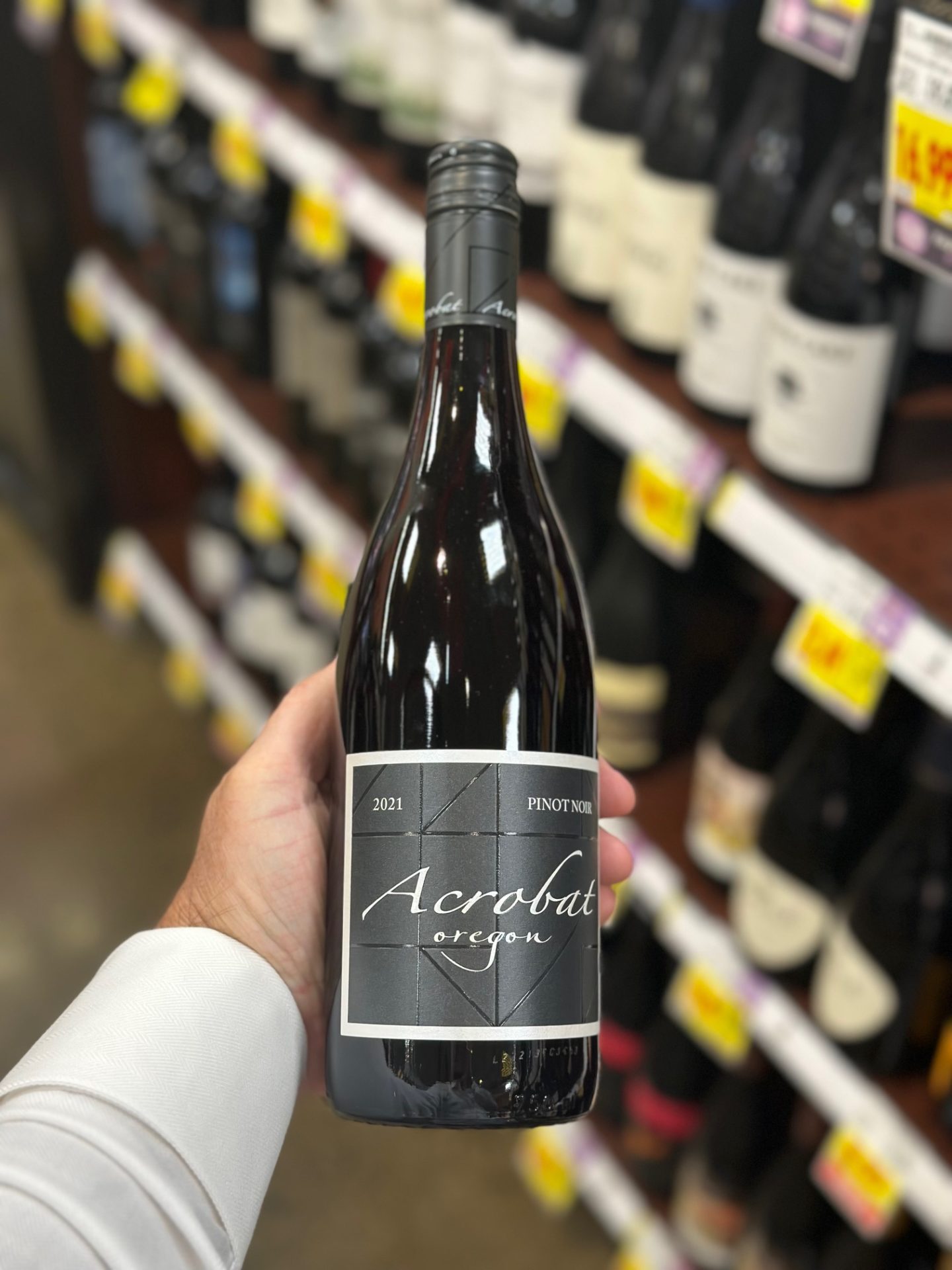 Acrobat Pinot Noir - Wine Review