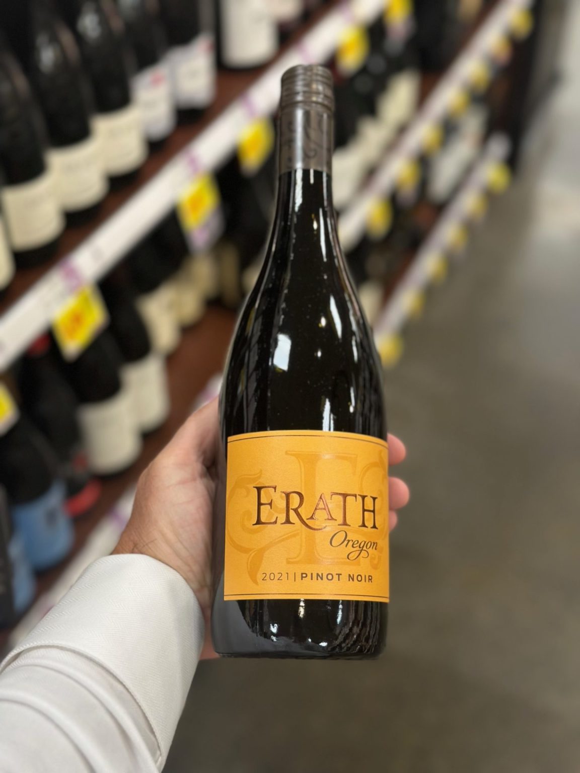 Erath Pinot Noir - Wine Review